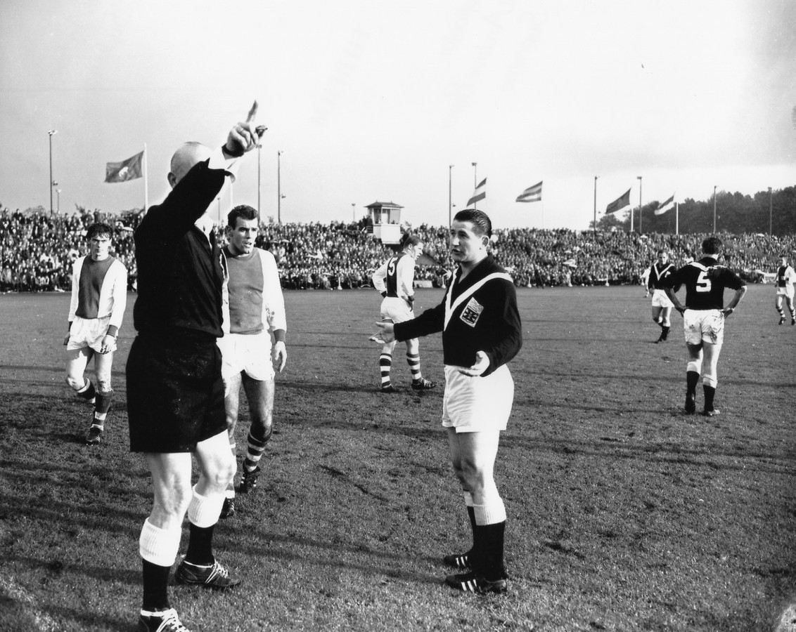 Helmut Rahn: de turbulente Twentse jaren van een Duitse voetballegende ...