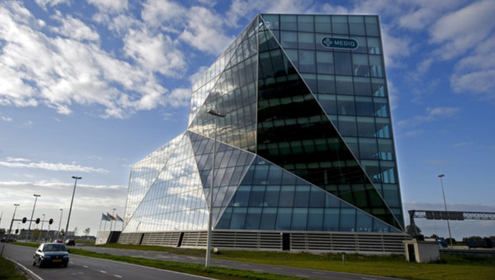 FNV volgend jaar lekker zichtbaar in markant kantoor | Utrecht | AD.nl