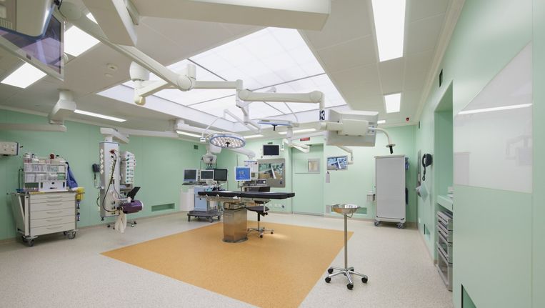 AMC zet zwarte doos in operatiekamer | De Volkskrant