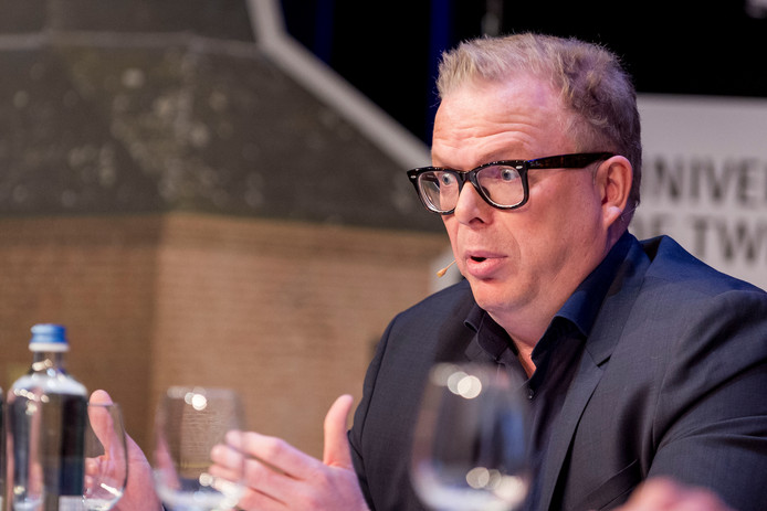 Tabaksindustrie betaalt Jan Roos 42.200 euro voor 'betuttelingscampagne ...