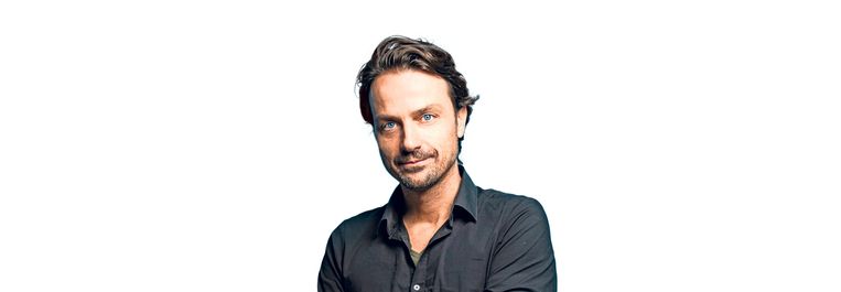 Dit is gewoon mijn werk. Flikker op met je ambtswoning! Groetjes ...