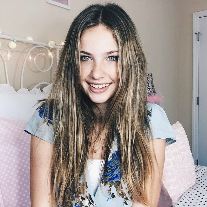 Beste Vrouwelijke YouTuber: Joy (14) uit Apeldoorn | Apeldoorn ...