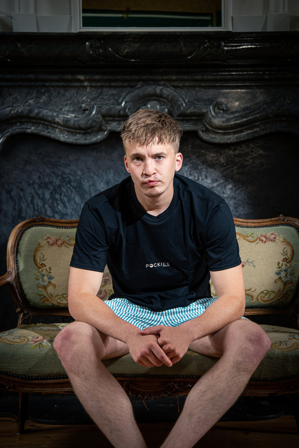 Rapper Snelle uit Deventer is hot! Miljoenen streams voor ‘Reünie’ én ...