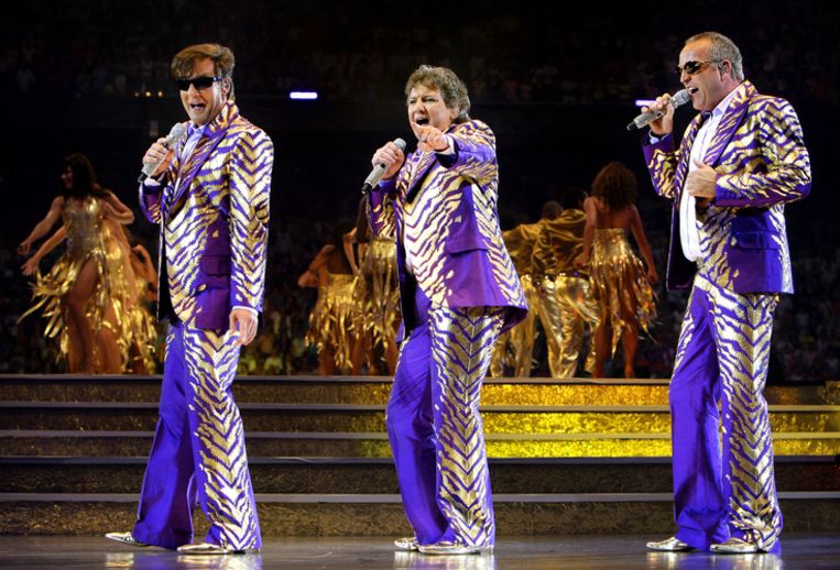 Toppers naar het songfestival | Het Parool