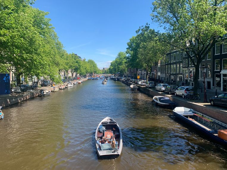 Varen mag weer, maar het is bijna té rustig op de gracht | Het Parool