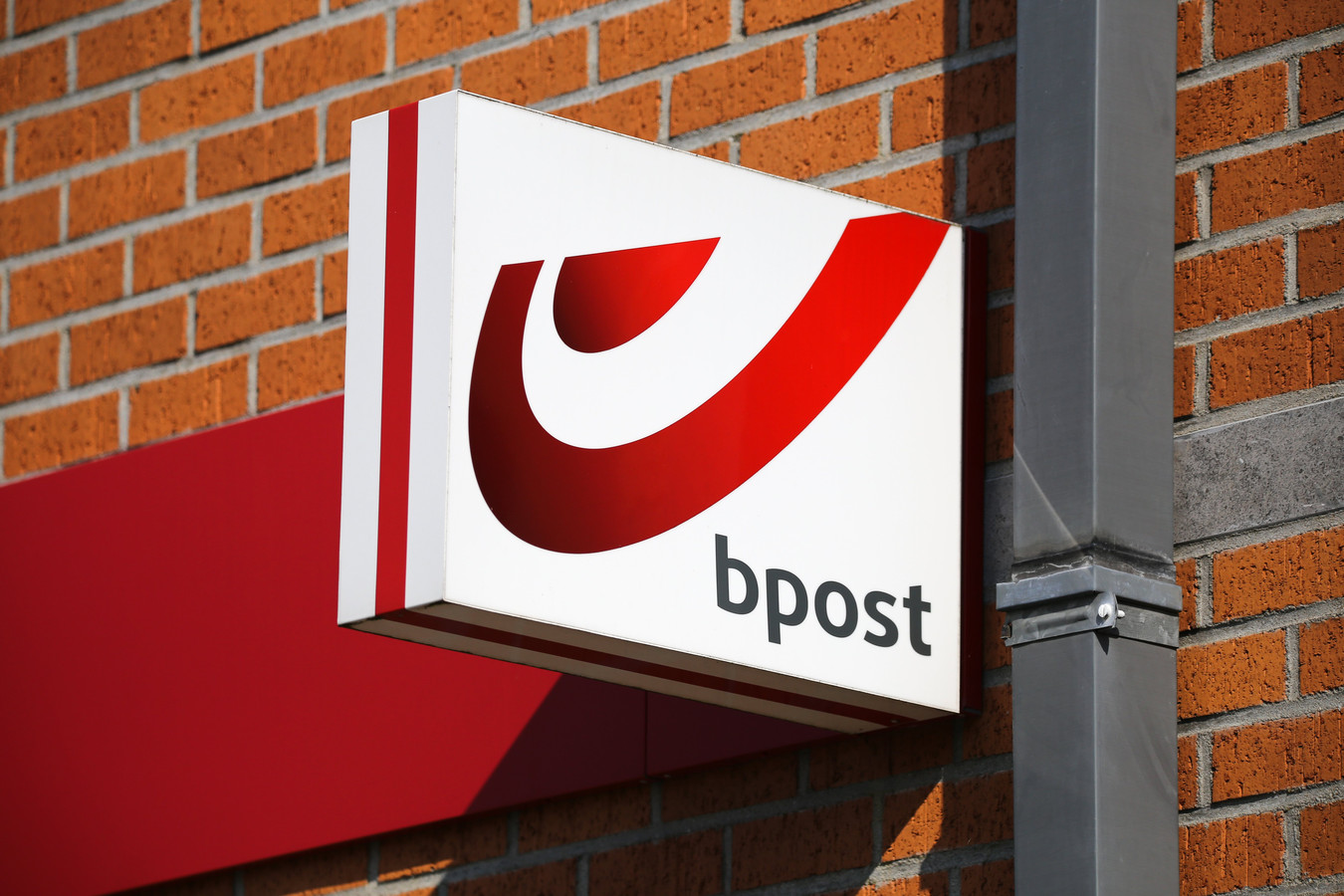Waarom het imago van bpost meer dan een deuk heeft | Foto | hln.be