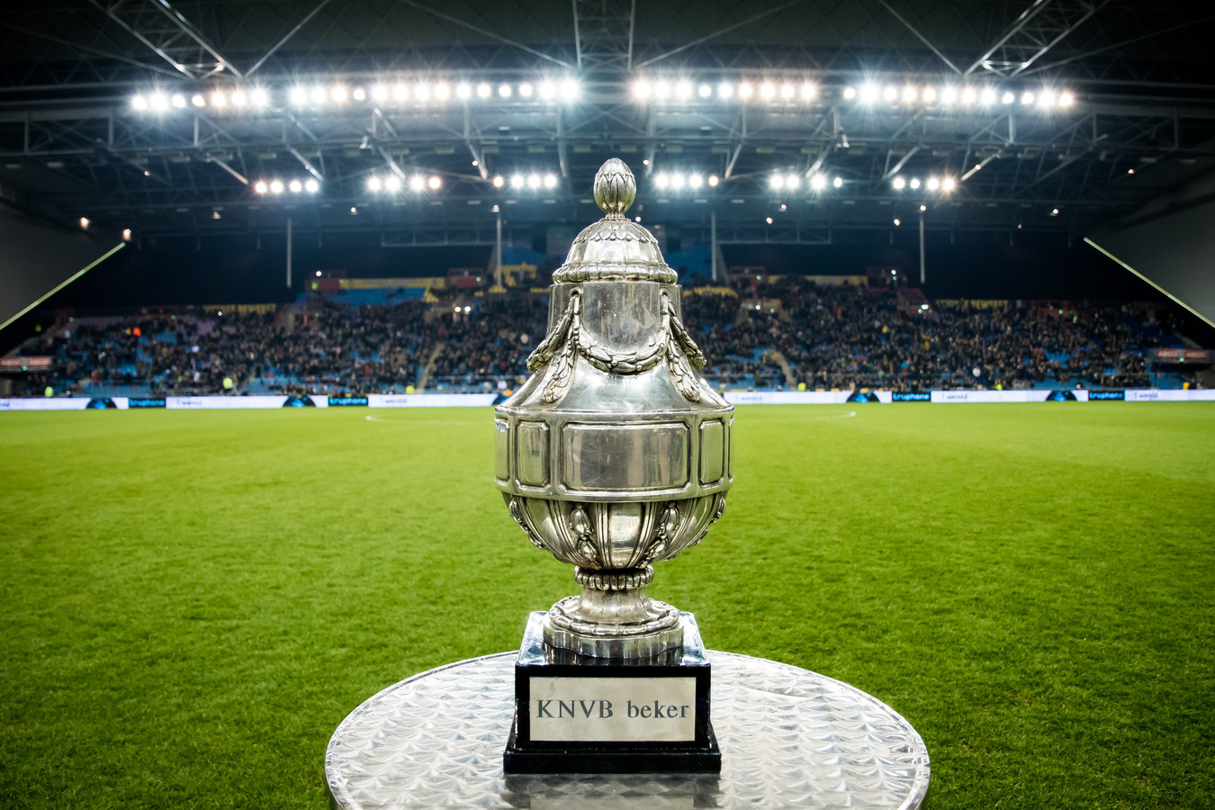 Vitesse vraagt KNVB extra kaarten voor bekerfinale | Foto | gelderlander.nl