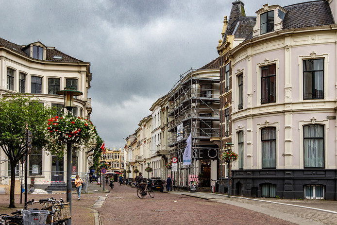 Keizerstraat in Deventer moet 'koninklijke' entree krijgen - FJ ...