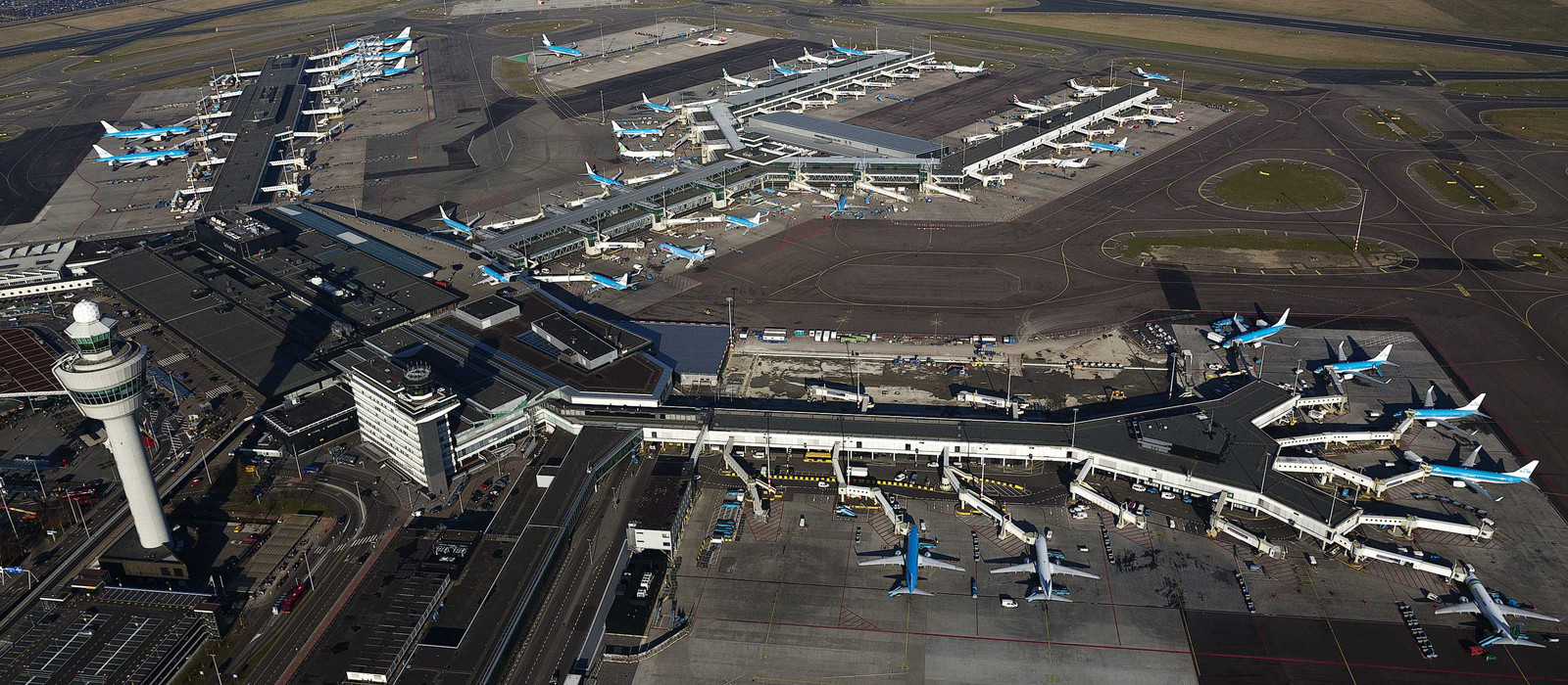 Derde luchthaven vanaf 2018 in Lelystad | Foto | AD.nl