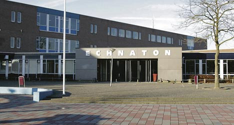 Jongen (14) neergestoken in de buurt van school | Foto | AD.nl