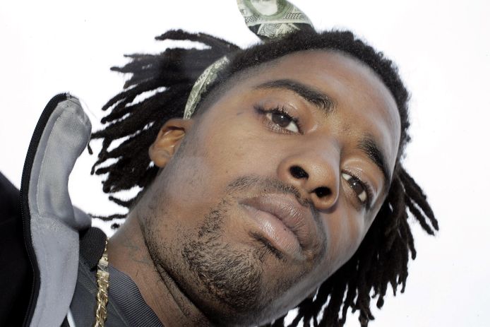 Helmondse rapper Kempi uit rechtszaal verwijderd 'om af te koelen ...