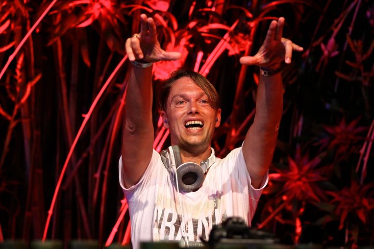 Pech voor Regi Penxten: 'Regi Mania' definitief geannuleerd | Festivals ...