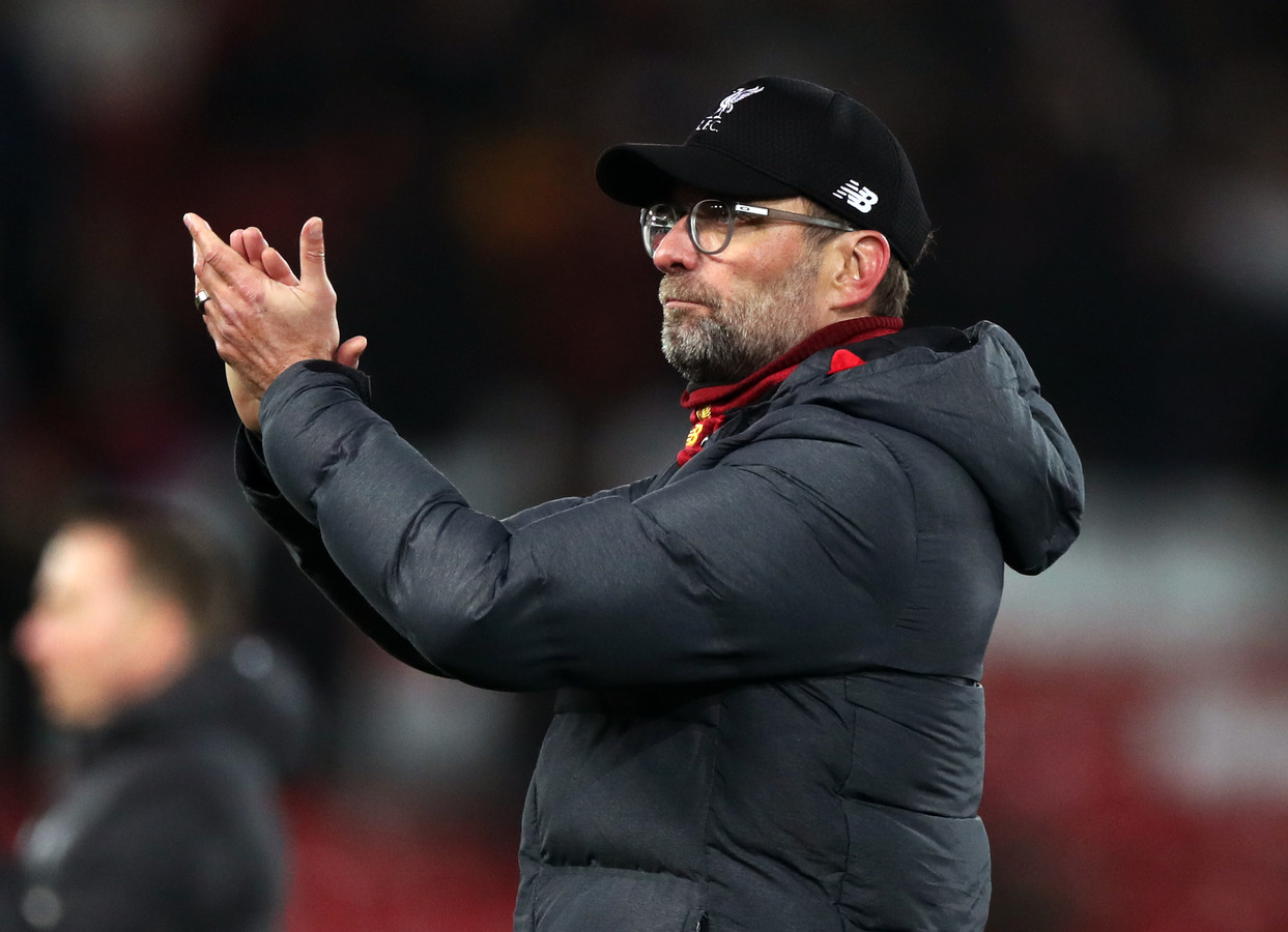 Liverpool-trainer Klopp: ‘Ik moest meteen huilen bij zien van zingend ...