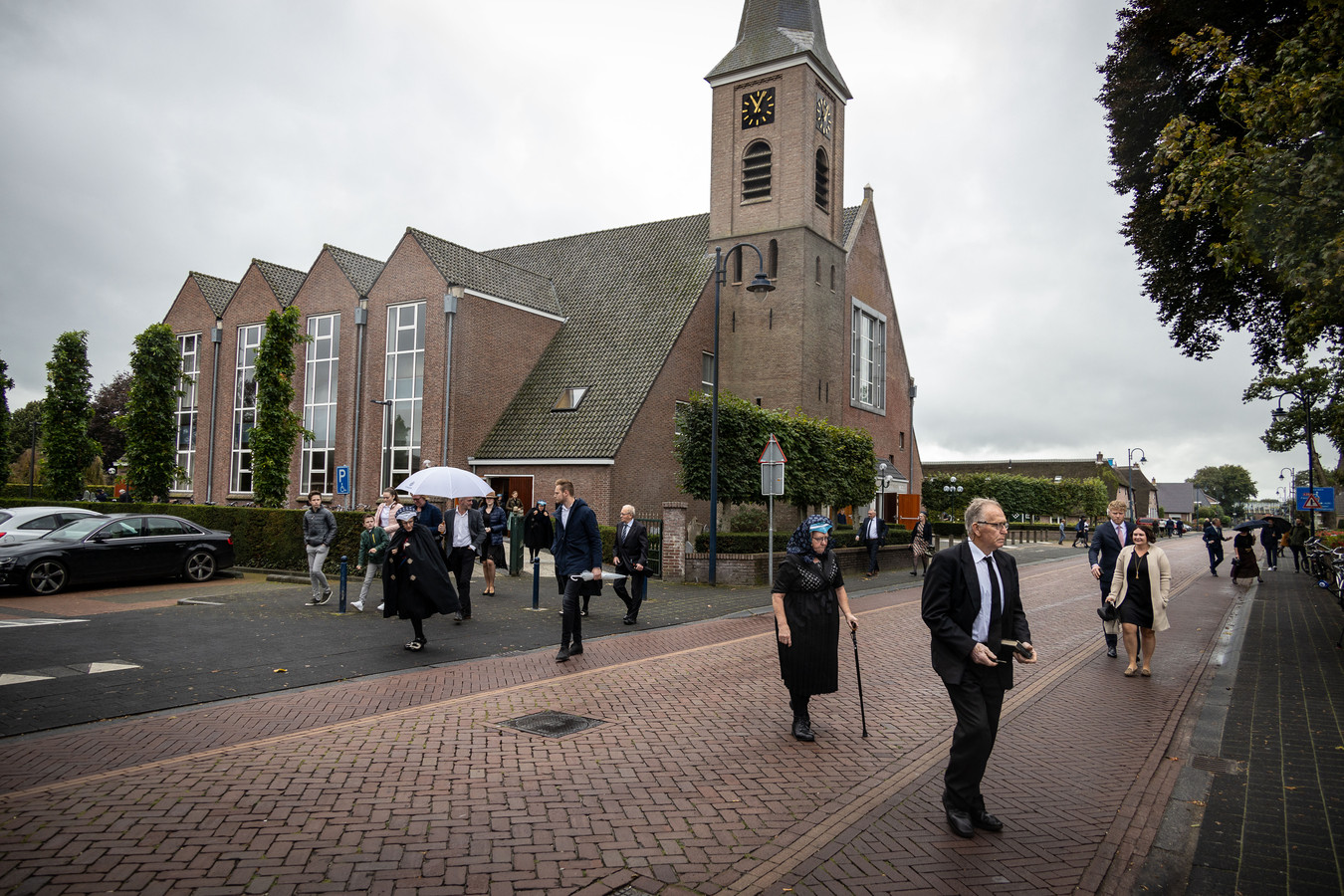 Dringend advies Hersteld Hervormde Kerk: laat maximaal 30 personen toe ...