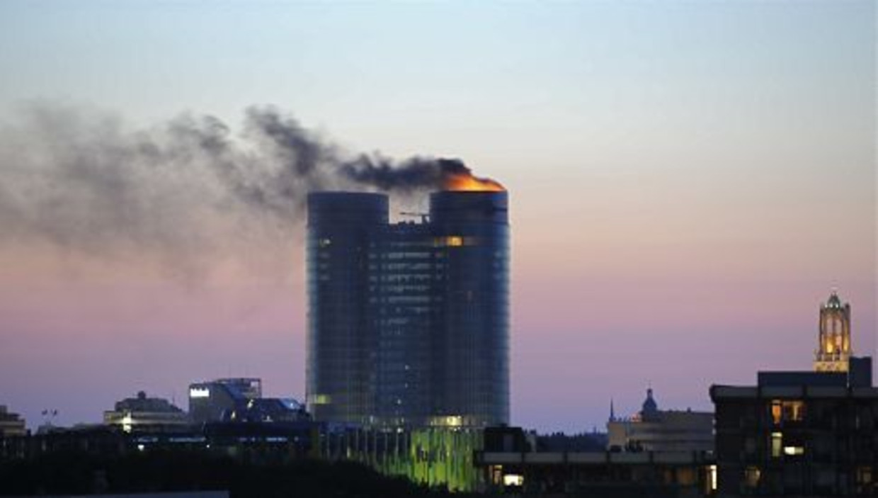 Grote brand in Rabo-toren Utrecht | Het Parool