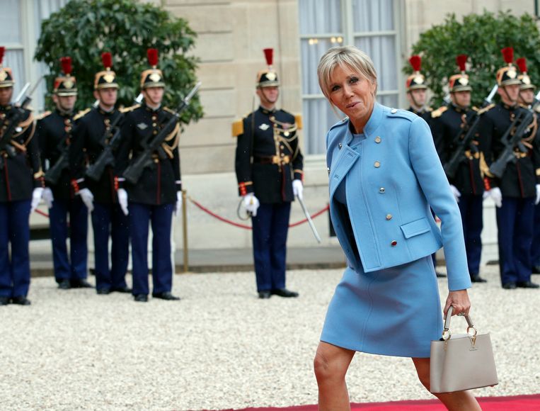 Macron is nu echt de nieuwe president van Frankrijk | Trouw